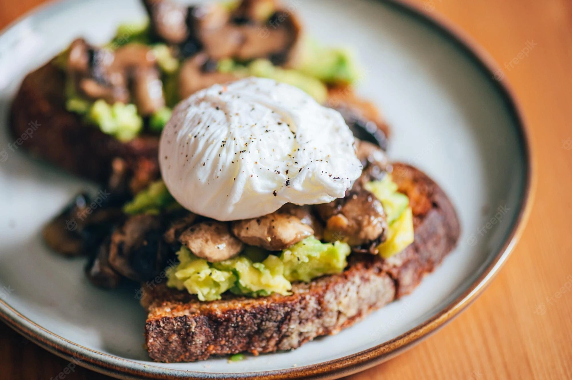 Smashed Avocado | Bek Cafe and Dessert
